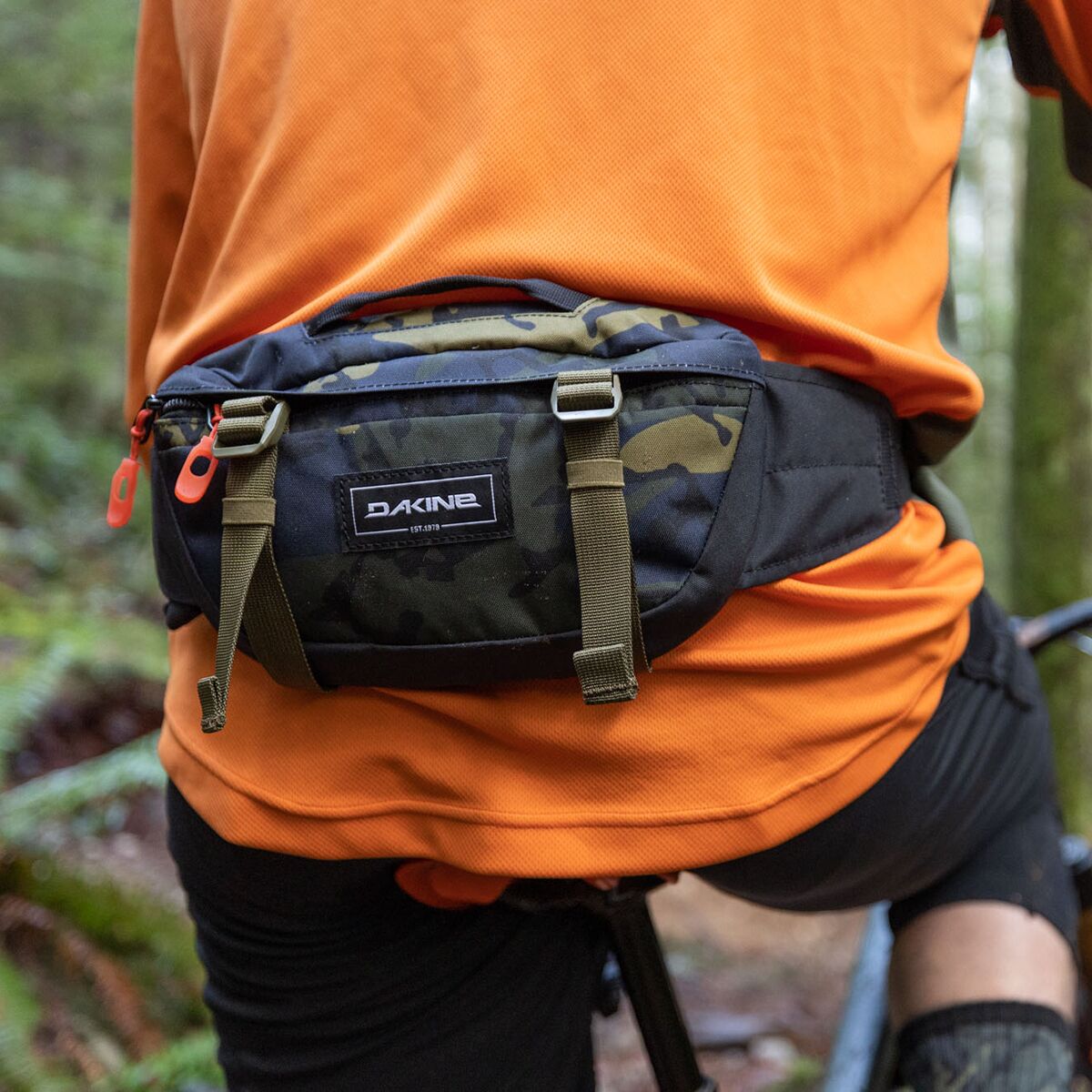 DAKINE Hot Laps 1L Hip Pack - Hike & Camp